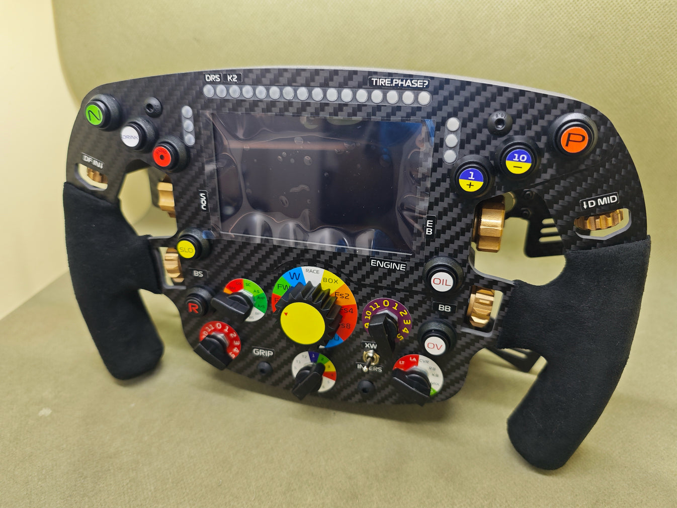 SF70 F1 Sim Racing Wheel | VoCore Screen, 22 LEDs & Carbon Paddles ...